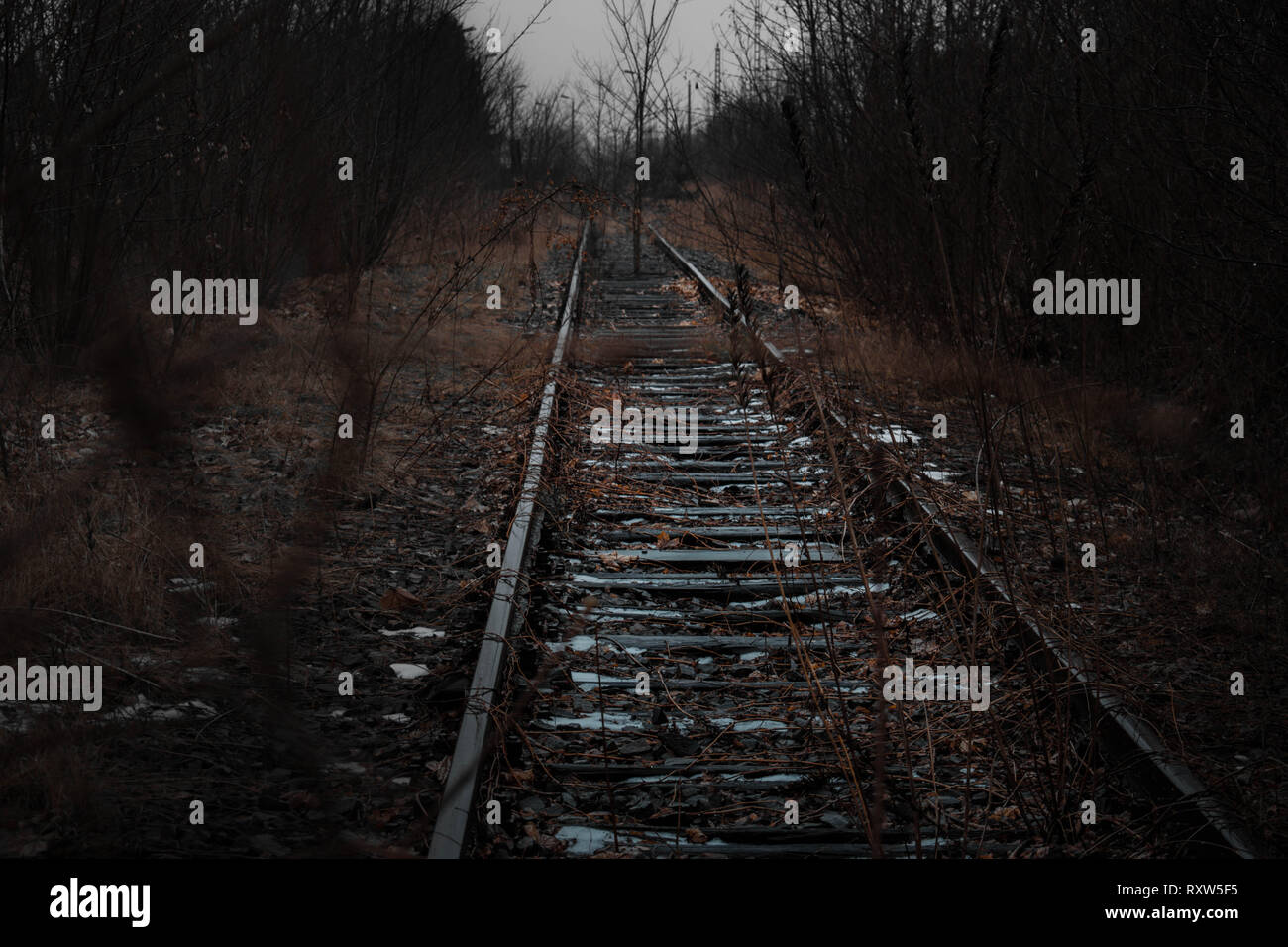 Abandoned railroad track hi-res stock photography and images - Alamy