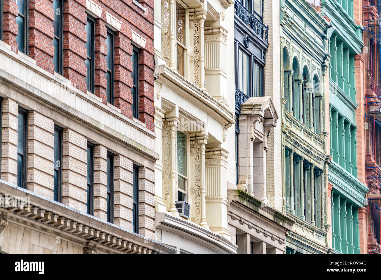 Buildings facades hi-res stock photography and images - Alamy