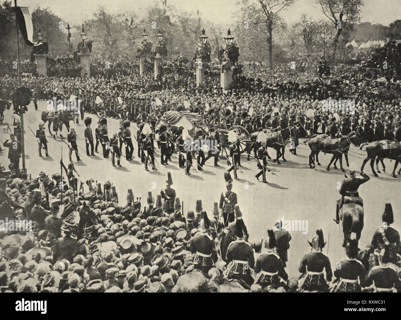 England 1910 hi-res stock photography and images - Alamy