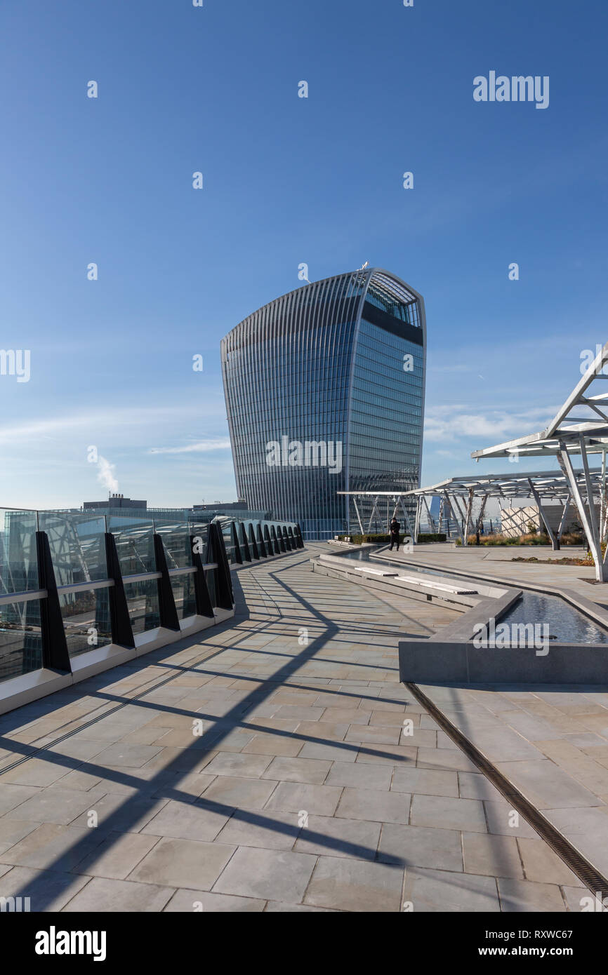 Fen Court Garden, 120 Fenchurch Street, The City, London, UK Stock ...