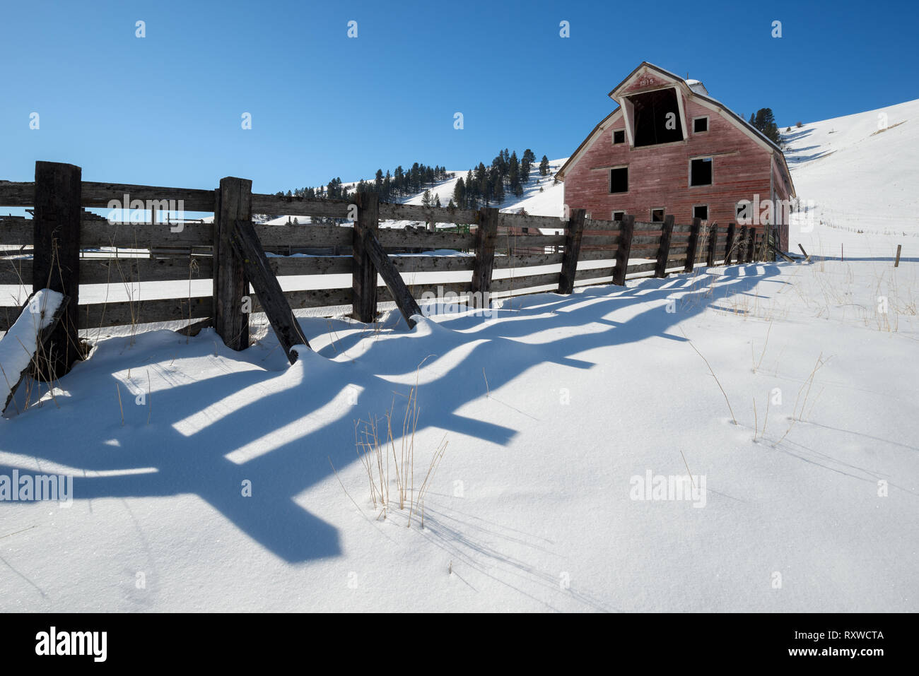 Old corral hi-res stock photography and images - Alamy