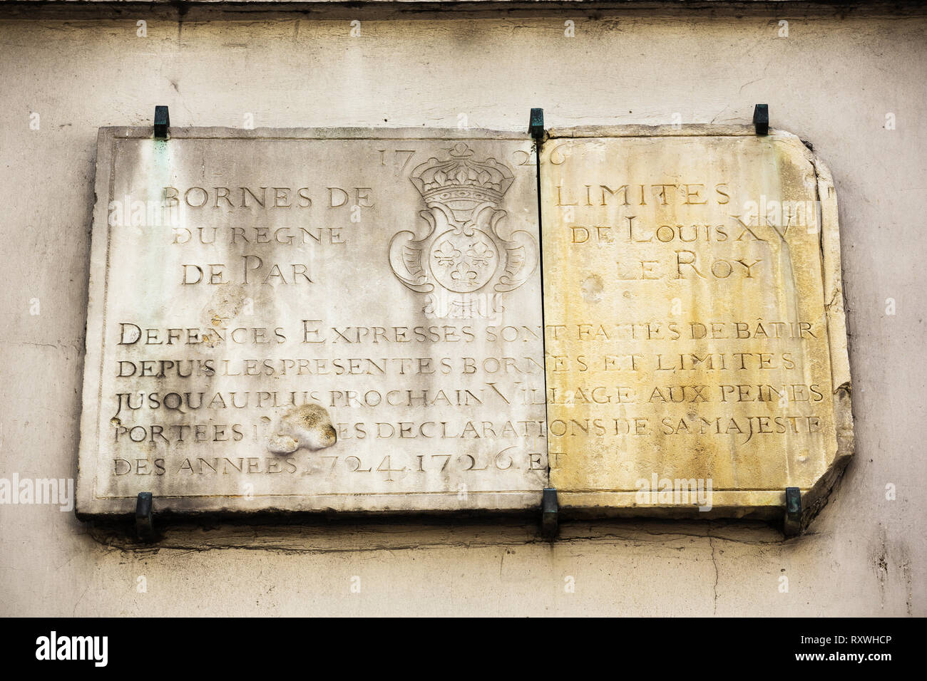 Plaque indicating the city limits of Paris in 1726. Photo taken in the ...