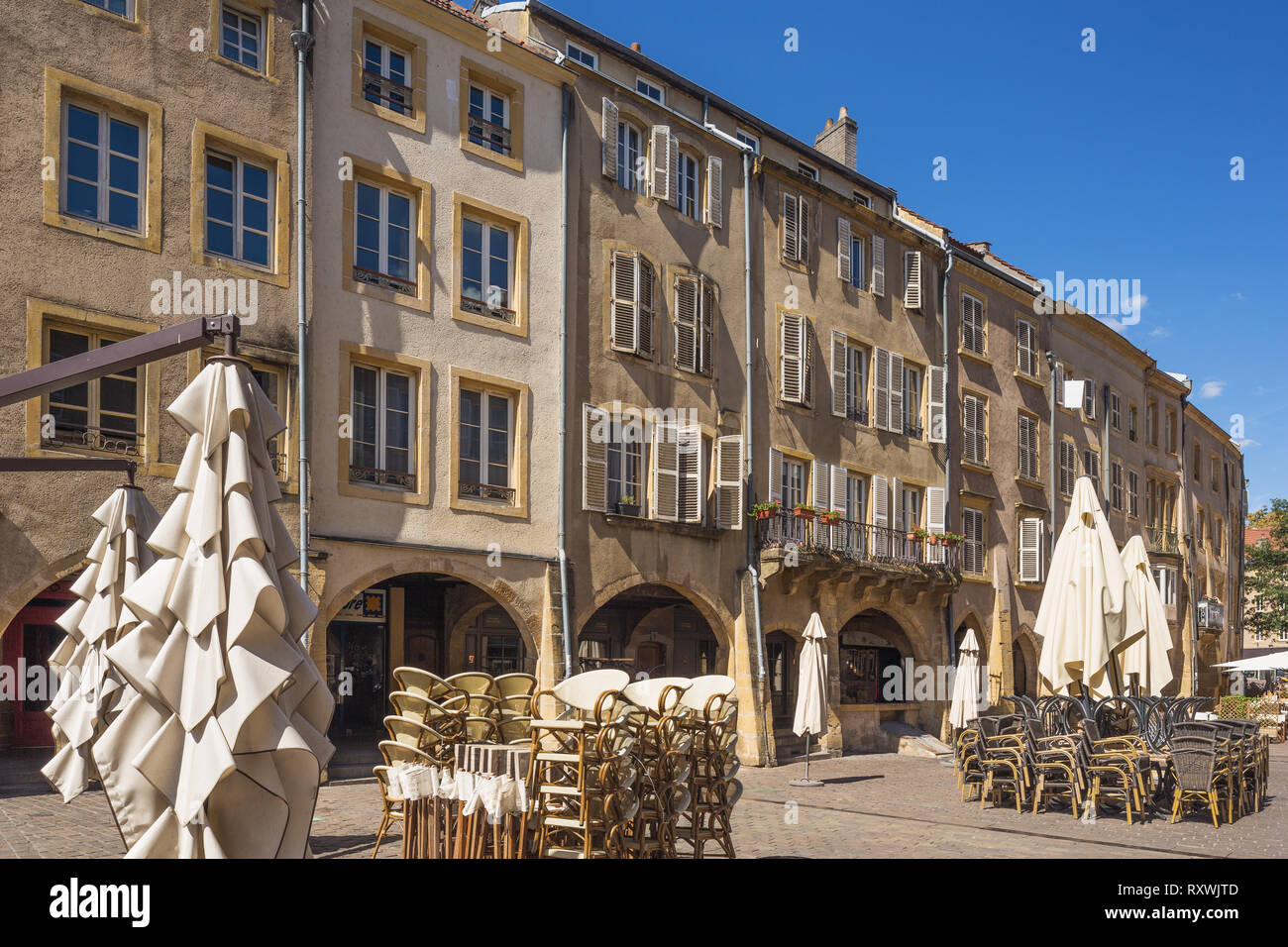 Cozy terraces on the Place Saint Louis a medieval square in Metz Stock ...