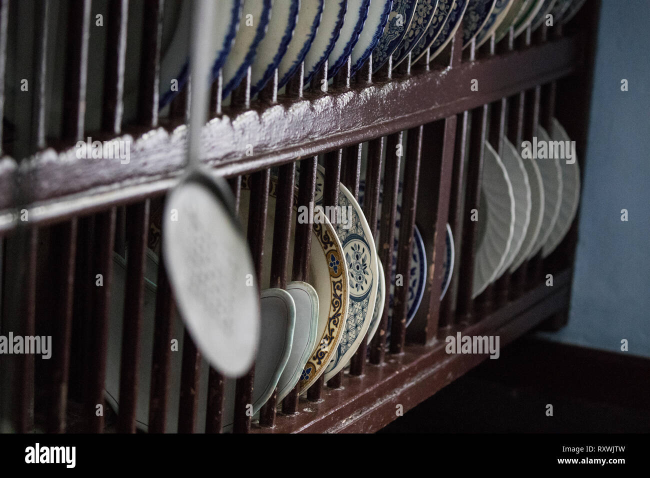 Large plates hi-res stock photography and images - Alamy