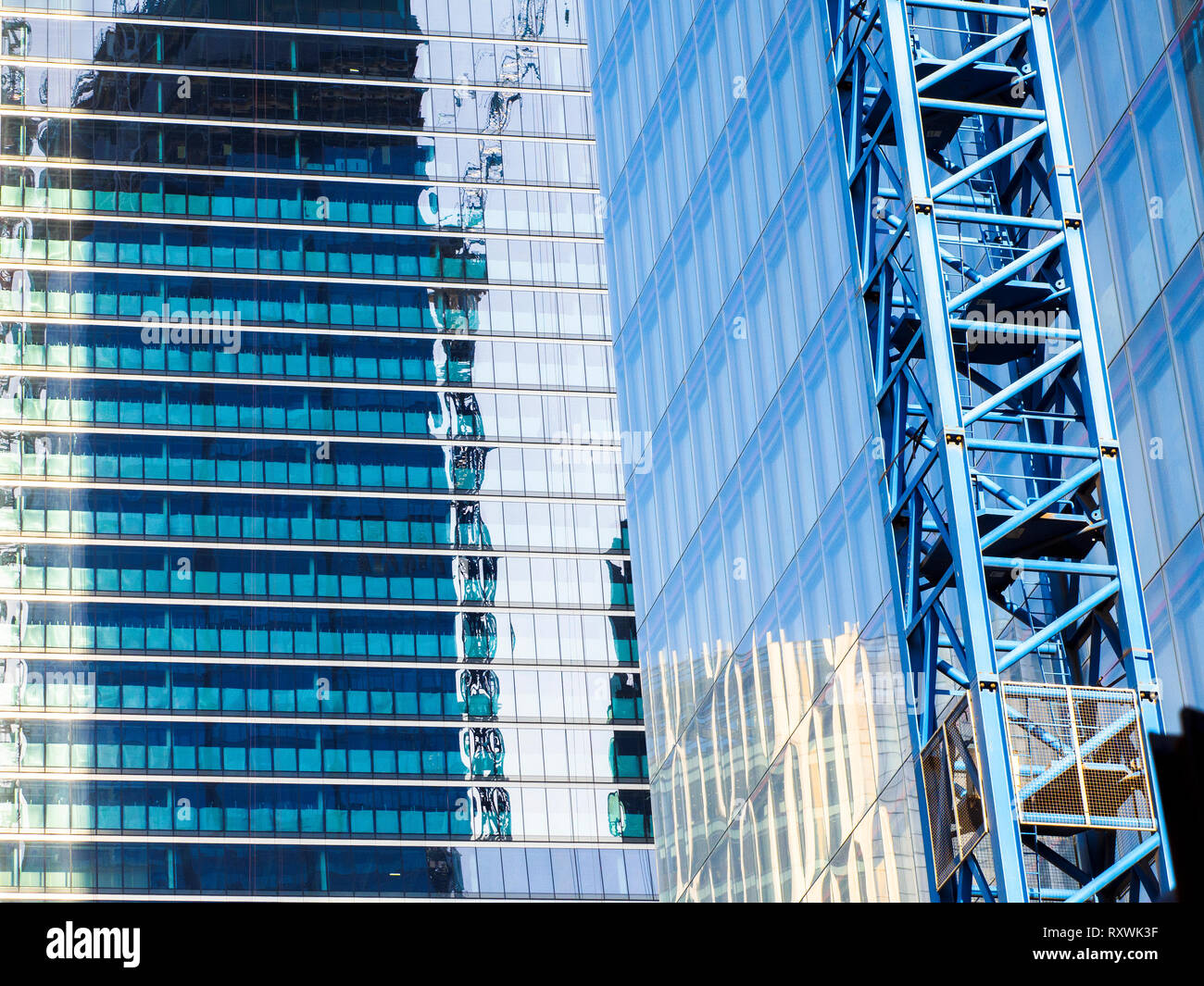 City of london modern office buildings hi-res stock photography and ...