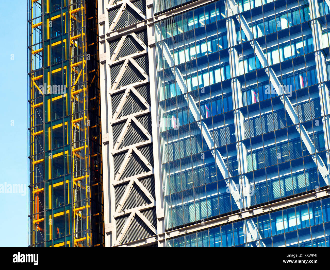 Modern business centre close hi-res stock photography and images - Alamy