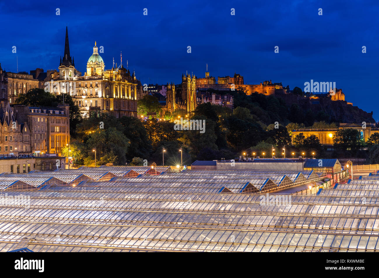 Edinburgh Cityscape at sunset dusk, Edinburgh, Scotland UK Stock Photo ...