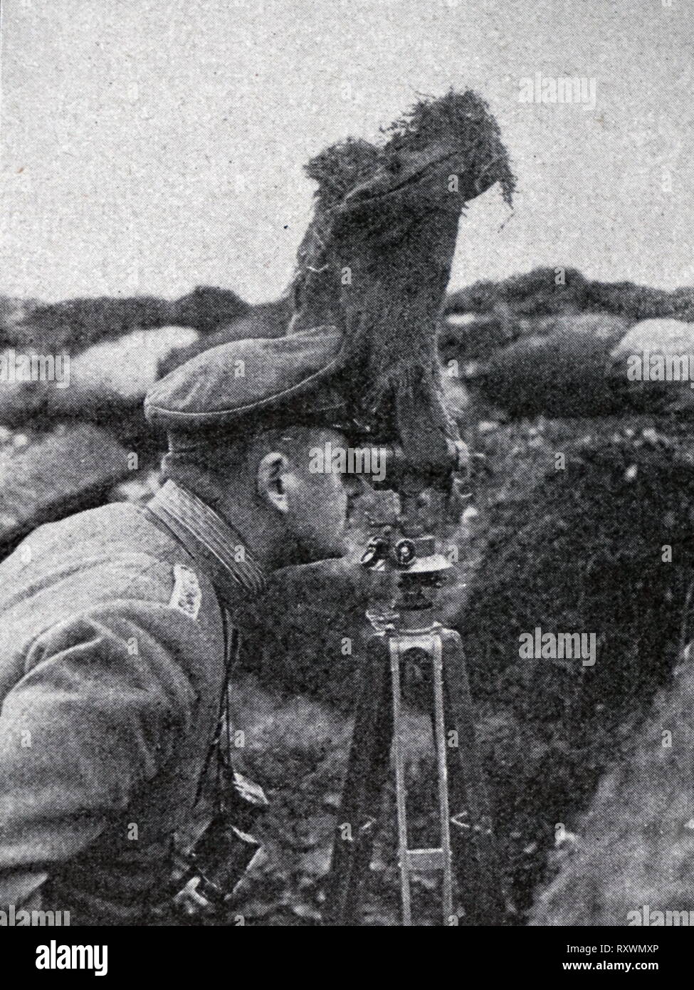 Trench periscope hi-res stock photography and images - Alamy