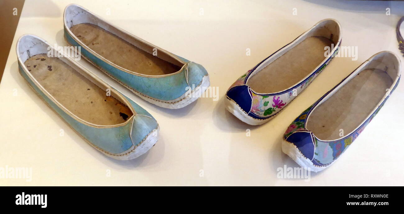 Danghye (Women's shoes), Korean, early 20th century Silk, skin, and metal. The two pairs of ...