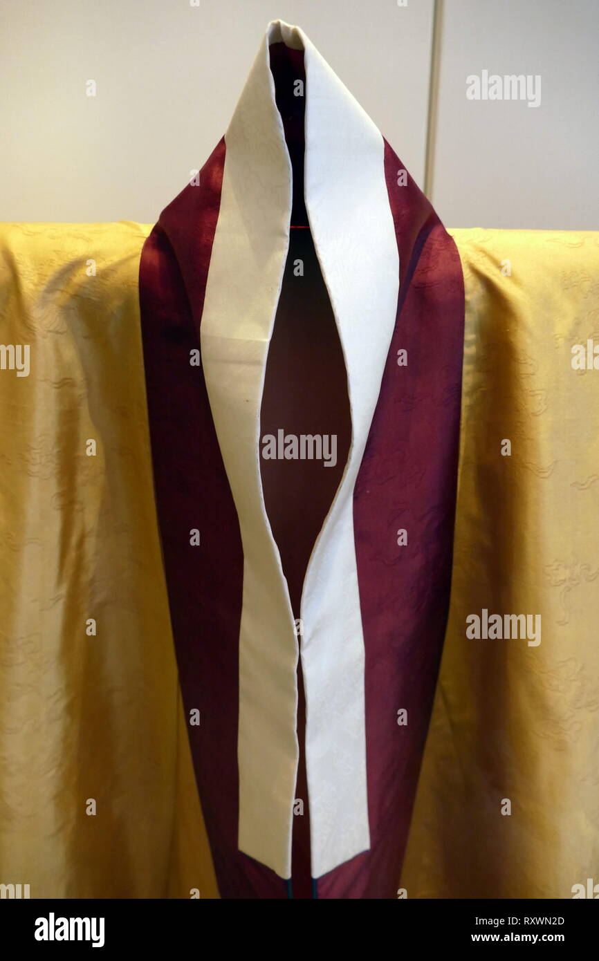 Korean Veil (Jang'ot), silk and fibre 20th century. by Choi Bokhee ...