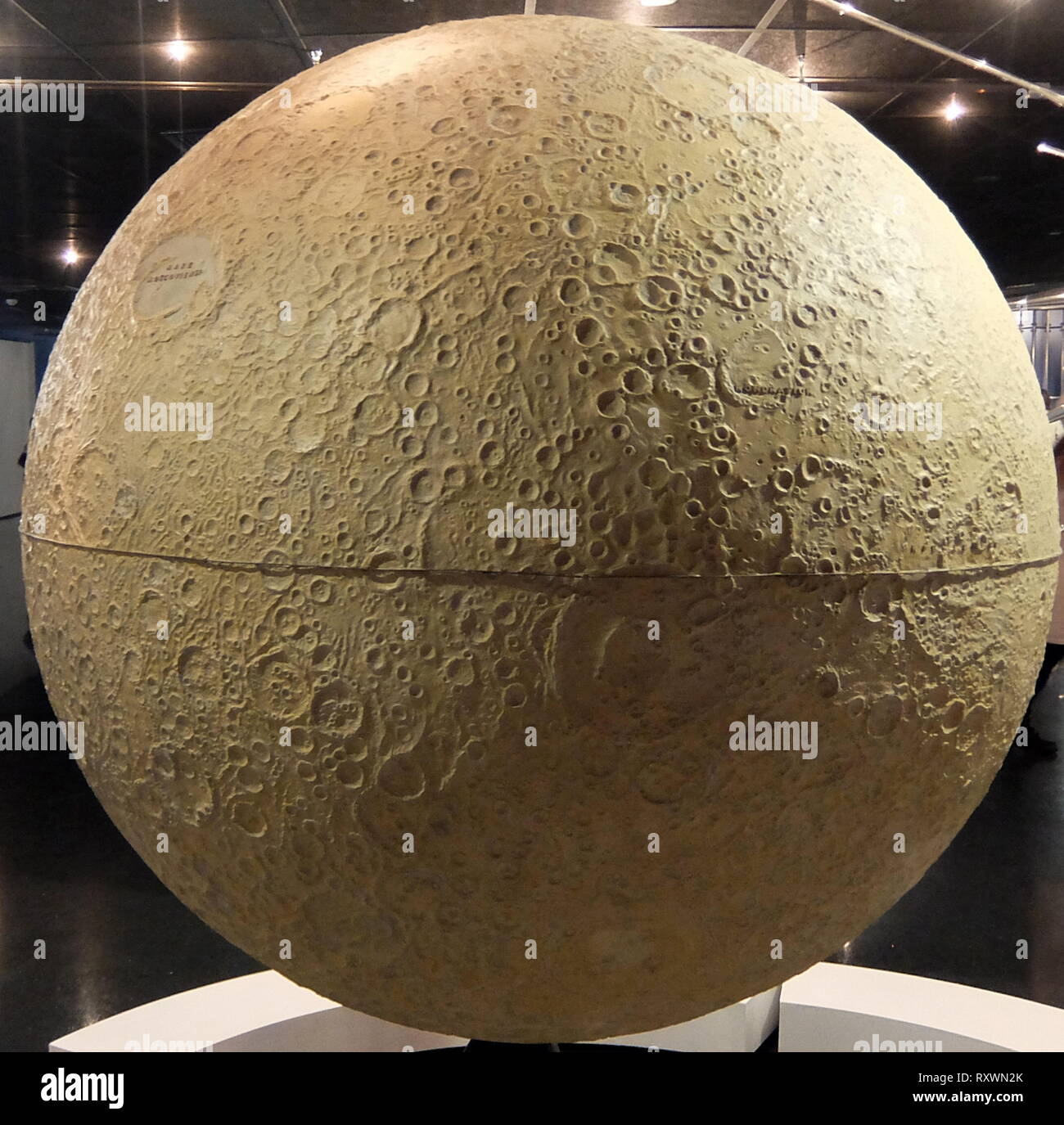 Moon Globe, based on images from automatic stations Luna-3, Zond-4 ...