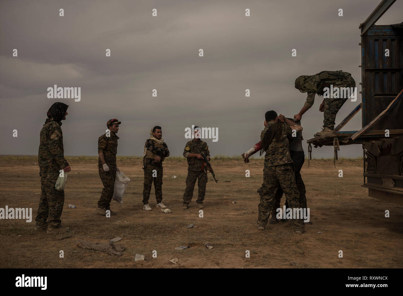 Civilian wounded hi-res stock photography and images - Alamy