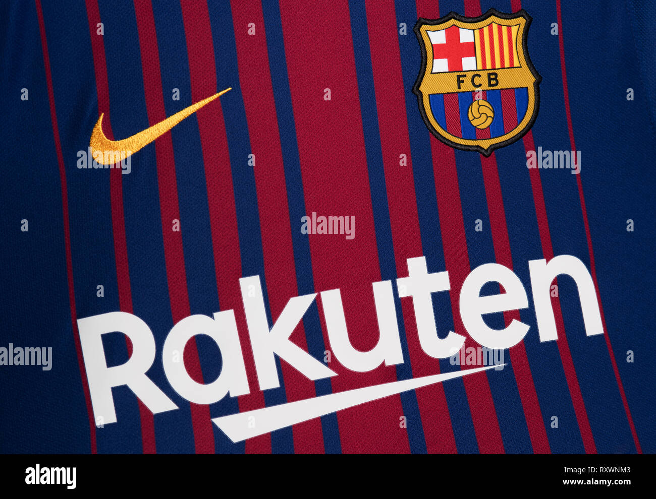 Fc barcelona home kit hi-res stock photography and images - Alamy