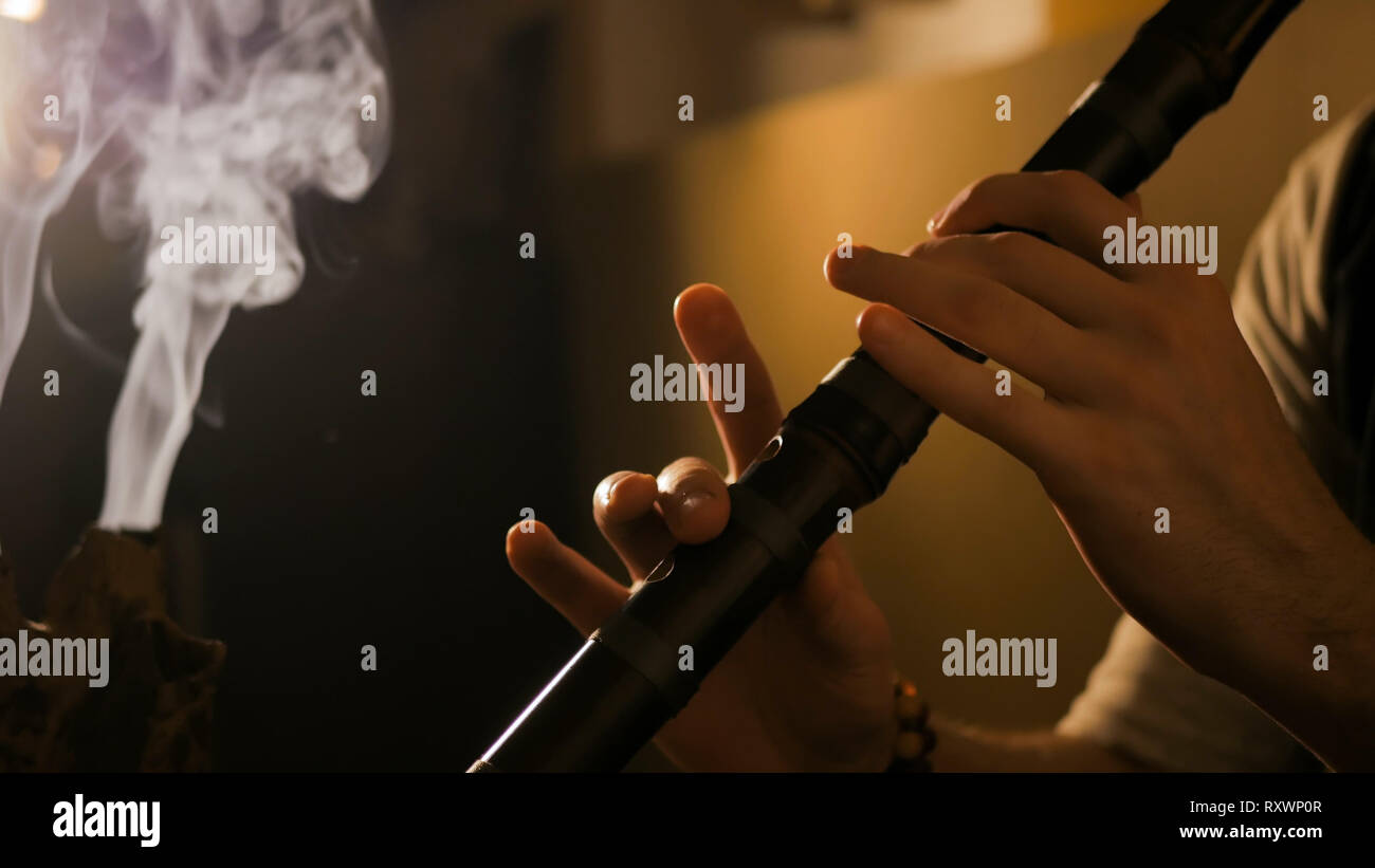 Japanese man playing flute hi-res stock photography and images - Alamy