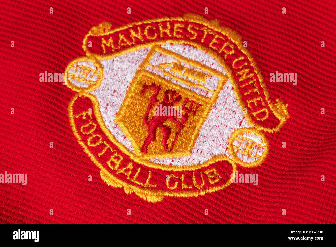 Retro manchester united logo hi-res stock photography and images - Alamy