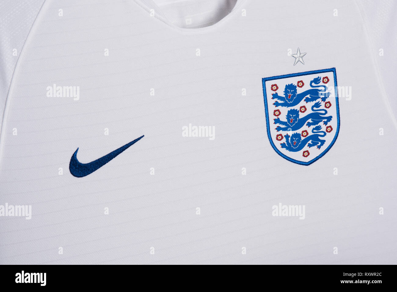 Nike england home jersey hi-res stock photography and images - Alamy
