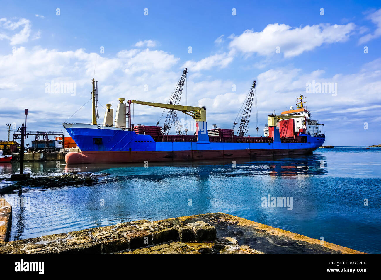 Sidon Blue Colored Container Freight Cargo Ship Stock Photo - Alamy