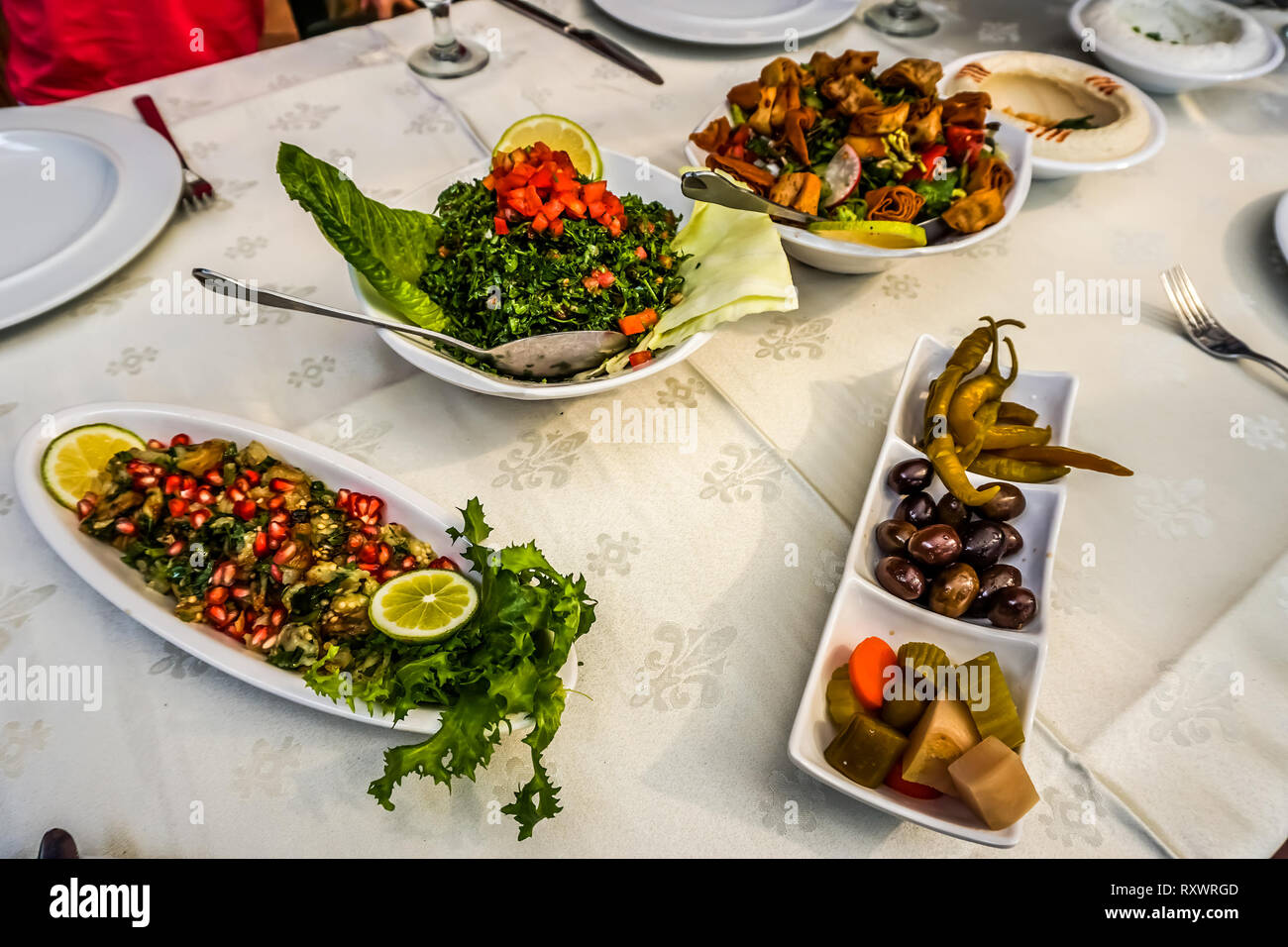 Lebanese mezze hi-res stock photography and images - Alamy