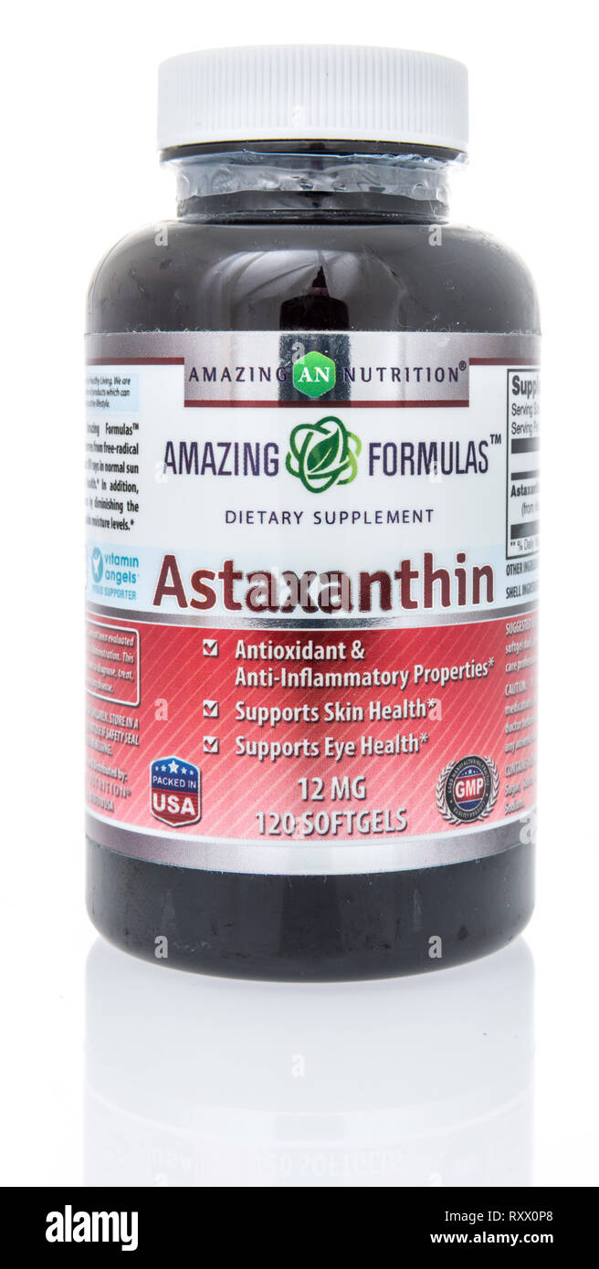 Astaxanthin hi-res stock photography and images - Alamy