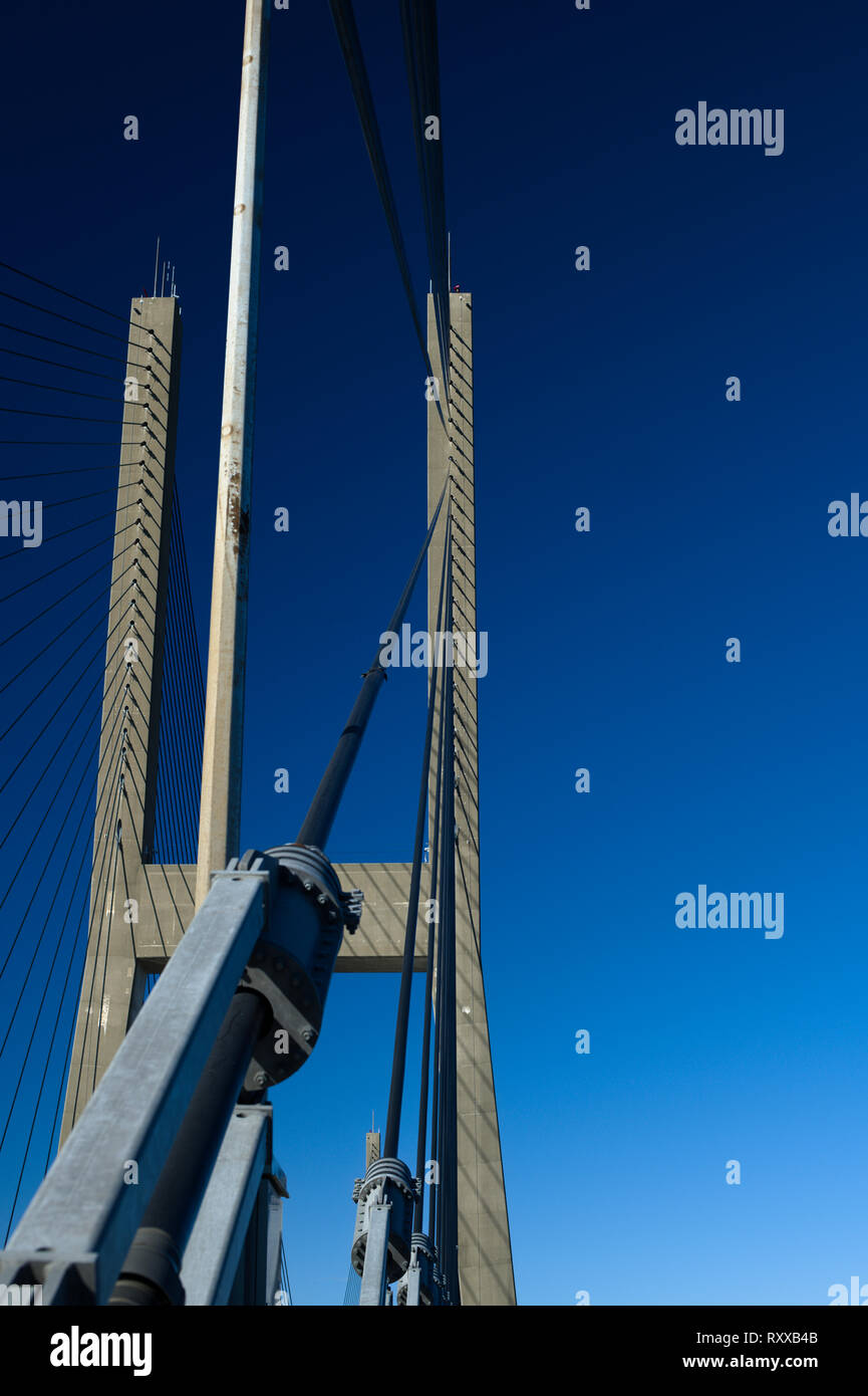 The Alex Fraser Bridge was completed in 1986,in time for Expo 86 in ...