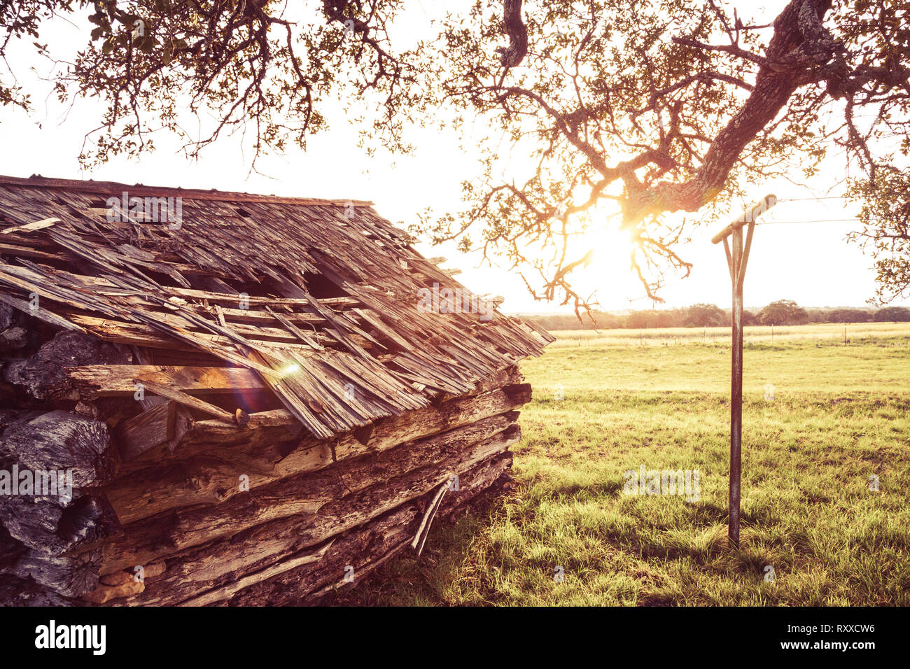 Log smokehouse hi-res stock photography and images - Alamy
