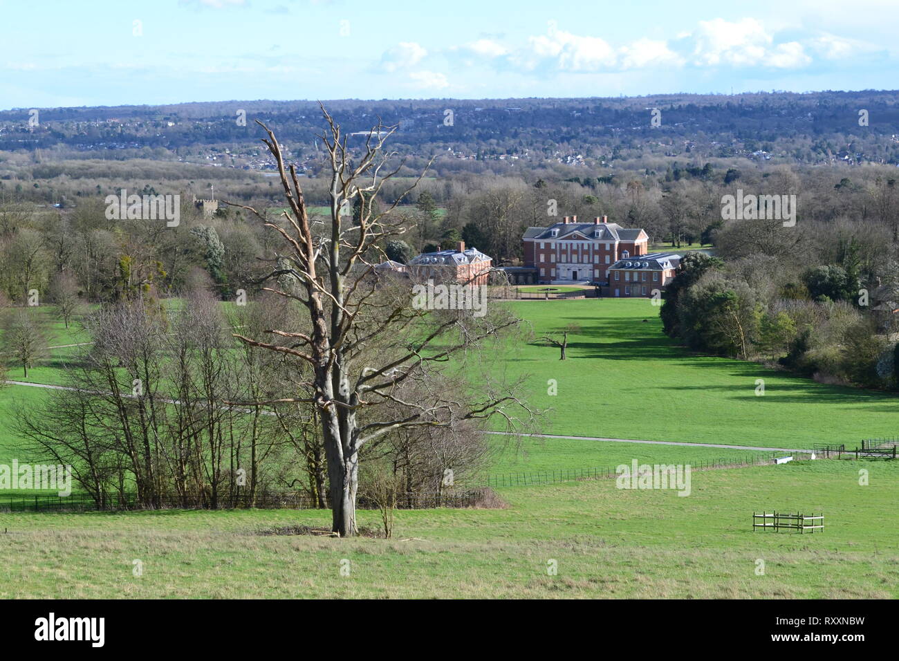 Chevening house High Resolution Stock Photography and Images - Alamy
