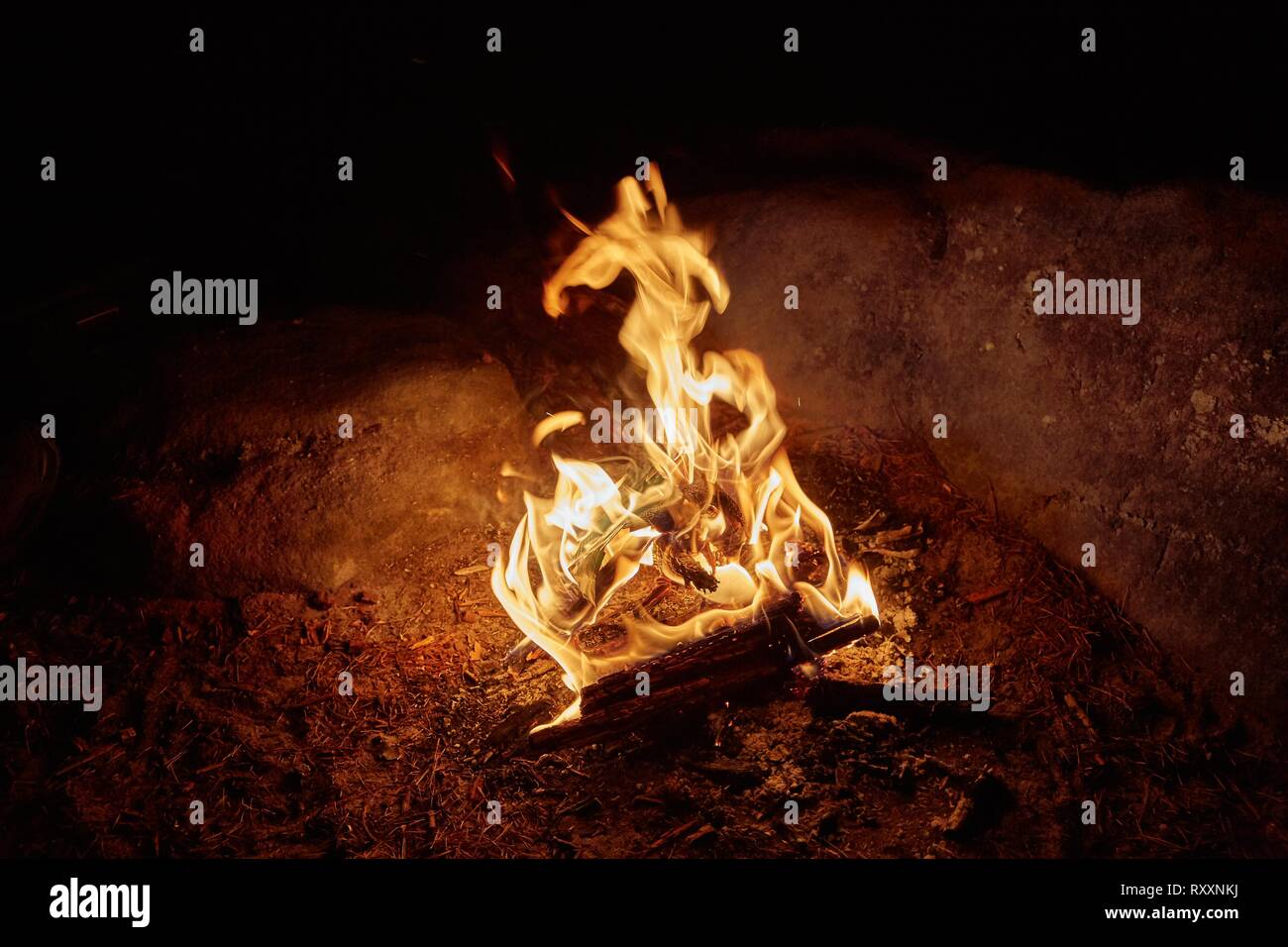 Camp Fire Flames Stock Photo - Alamy
