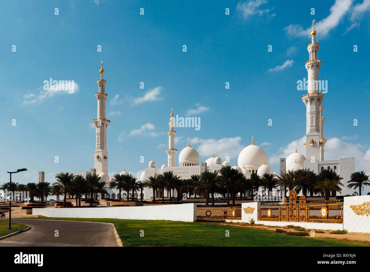 Arab uniform hi-res stock photography and images - Alamy