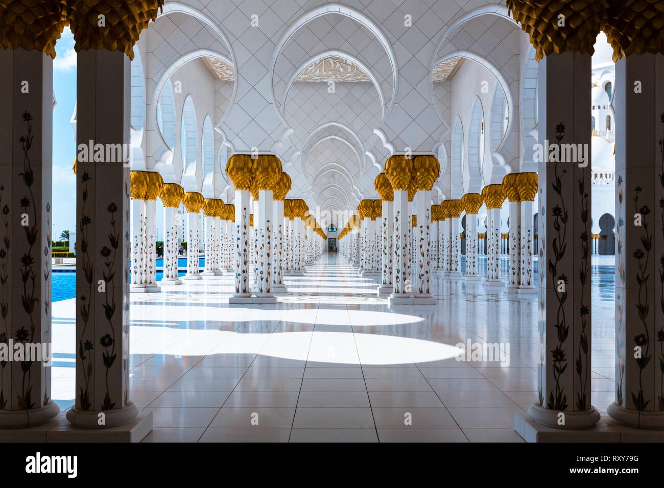 Architecture details of Sheikh Zayed Grand Mosque in Abu Dhabi, United ...
