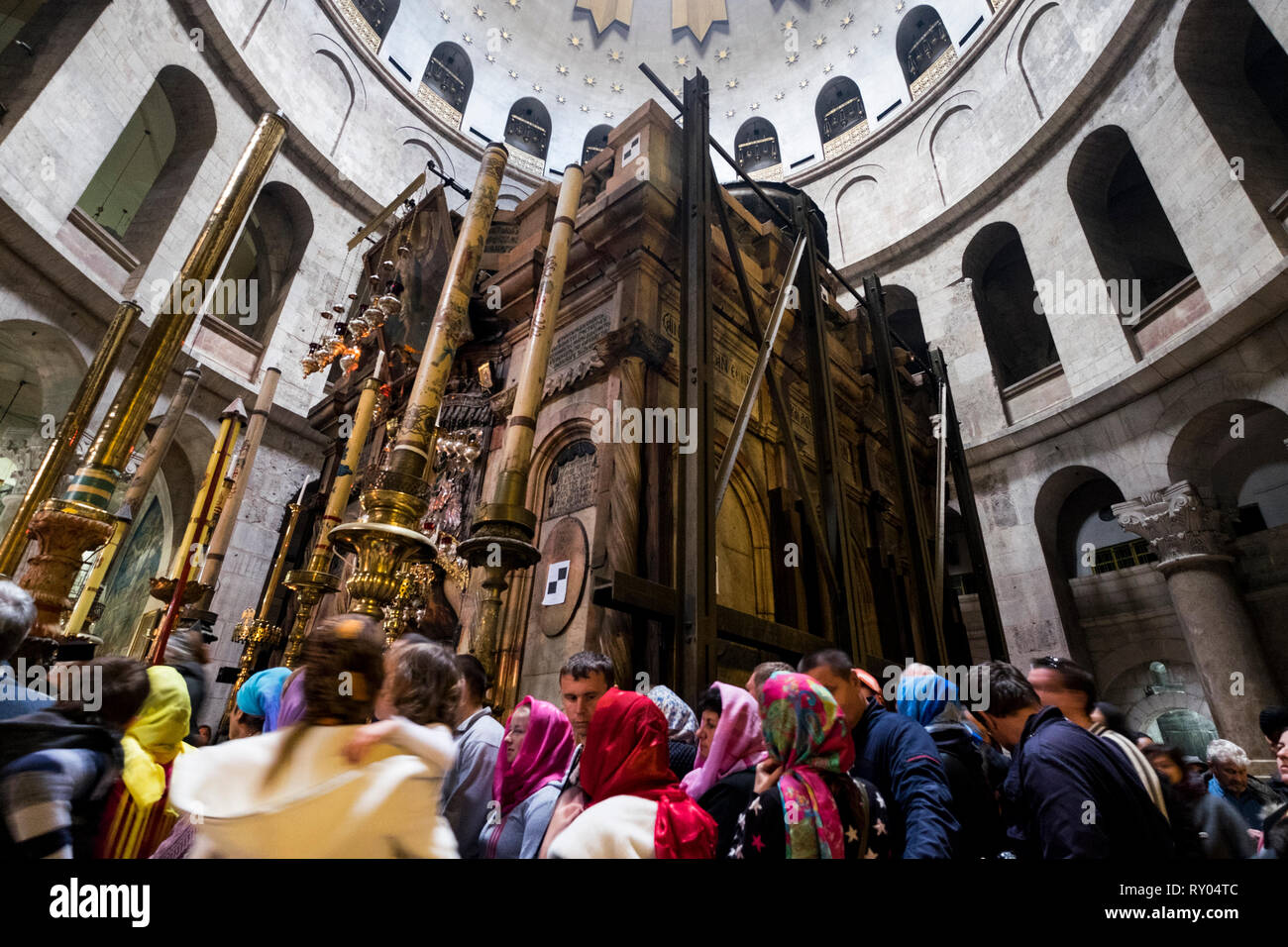 People lined up to visit where Jesus was resurrected in the Edicule at ...