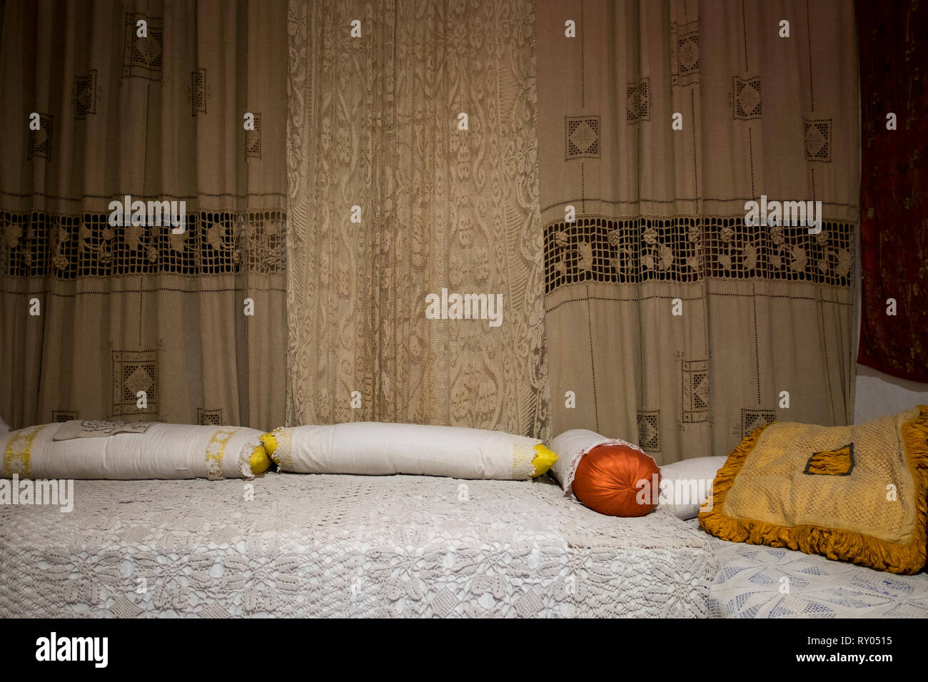 Example of a bed room at the Yishuv Court Museum in the Old City in ...