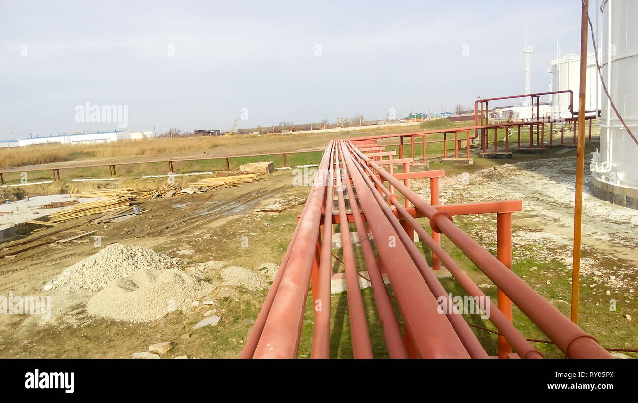 Piping for pumping refined petroleum products. Pipes at the refinery ...