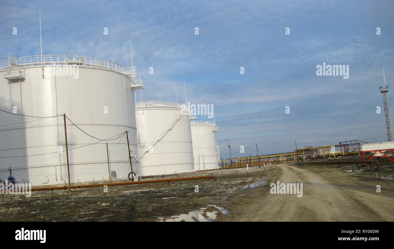 Storage tanks for petroleum products. Equipment refinery Stock Photo ...
