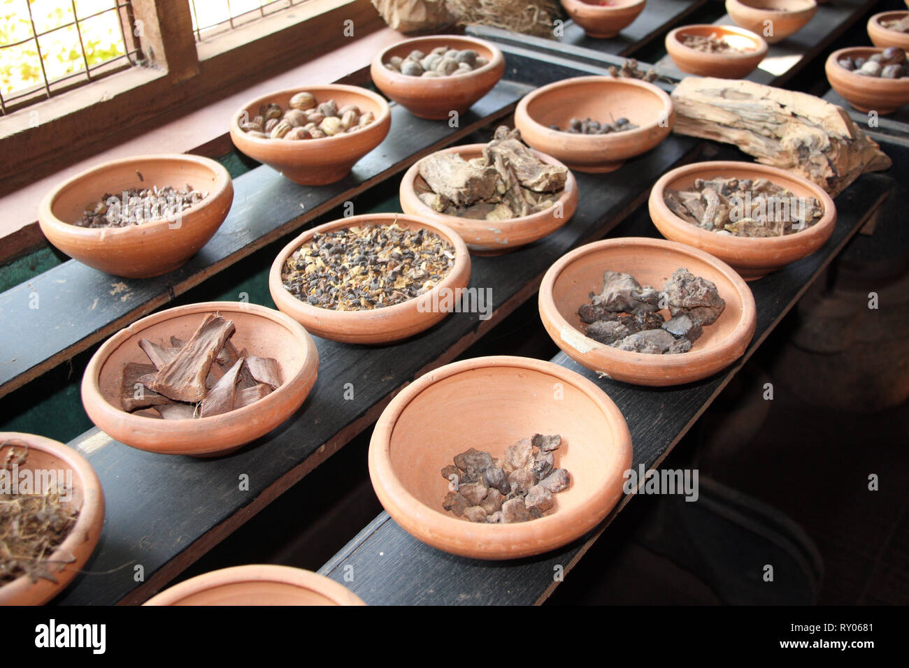 Ayurvedic treatment hi-res stock photography and images - Alamy