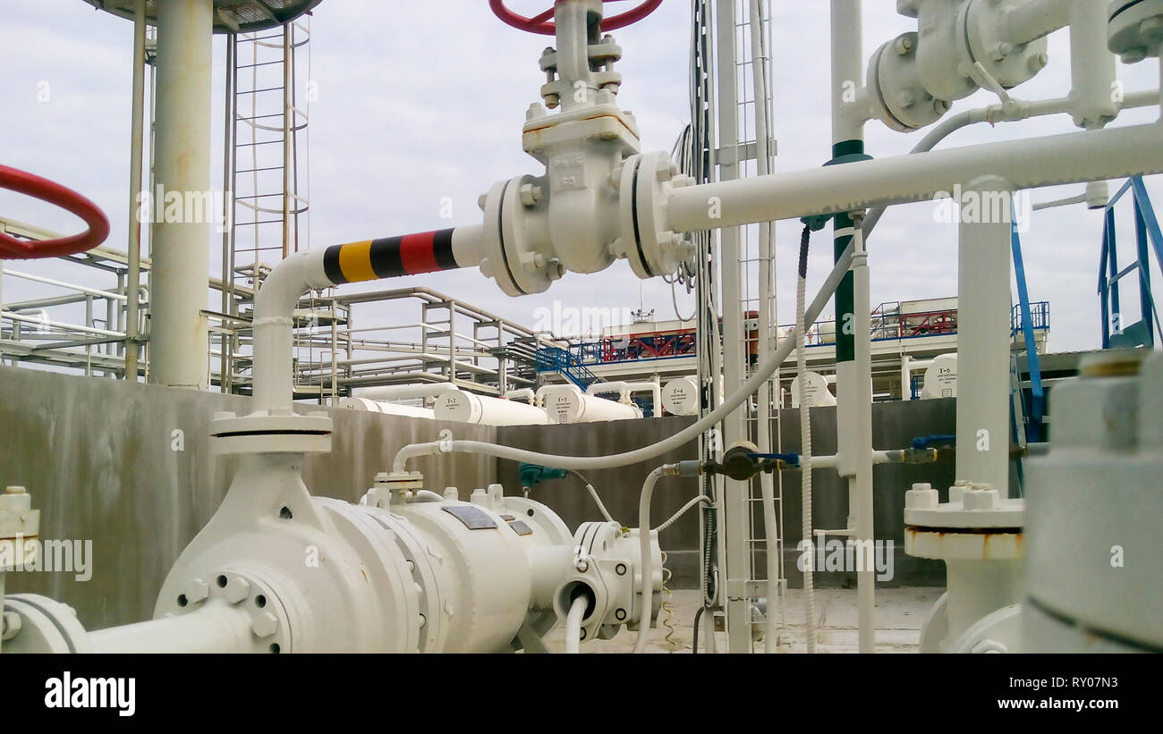 Steam reforming hi-res stock photography and images - Alamy