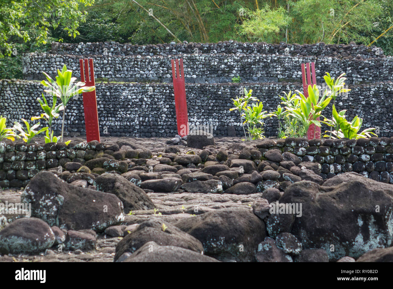 Ahu tahiti hi-res stock photography and images - Alamy