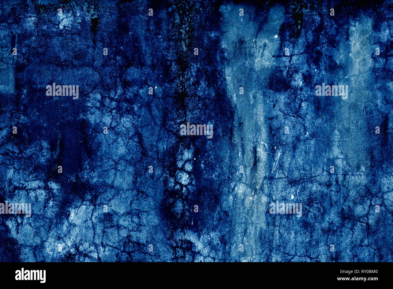 Navy blue dark wall background hi-res stock photography and images - Alamy