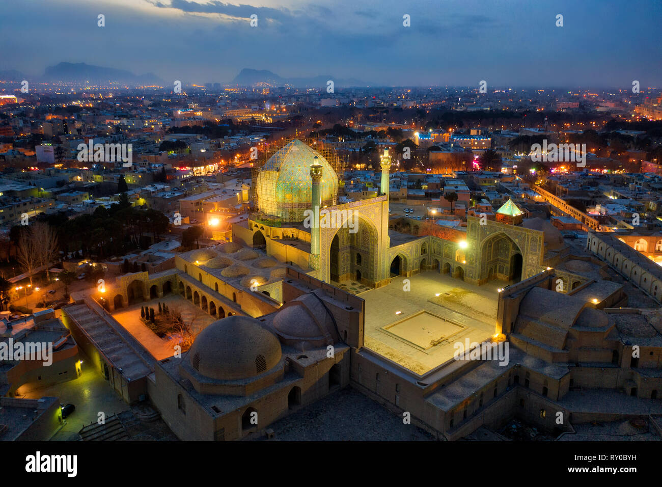 Shah mosque isfahan aerial hi-res stock photography and images - Alamy