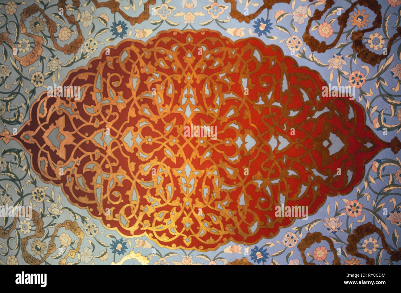 Floral art pattern example of the Ottoman time Stock Photo - Alamy
