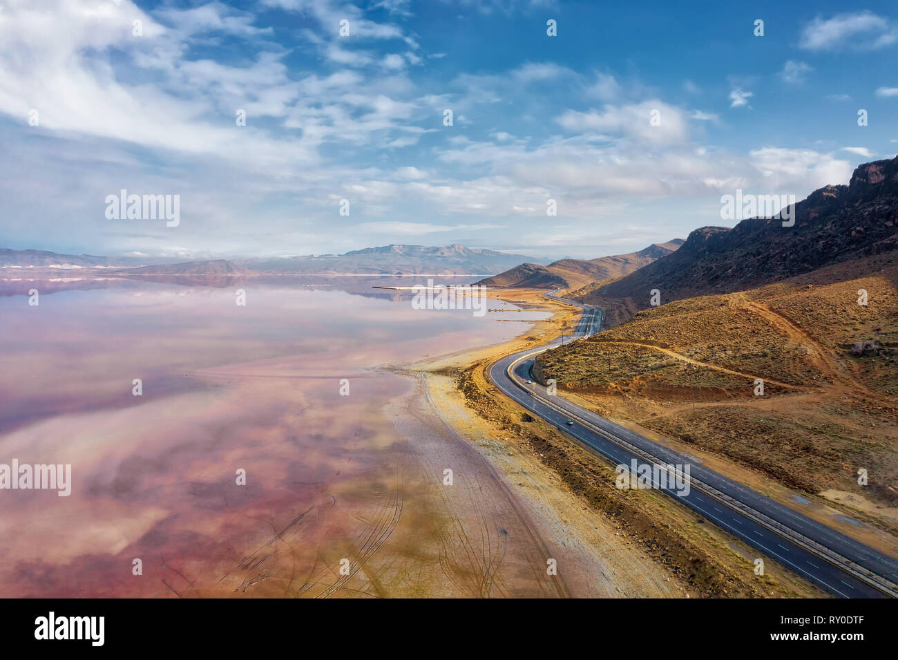 Maharlu Lake High Resolution Stock Photography and Images - Alamy