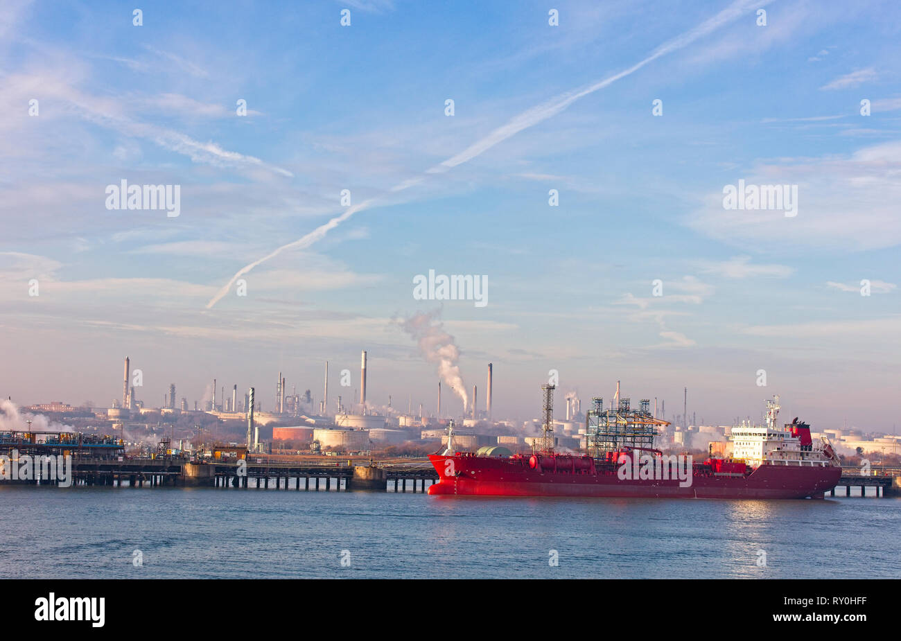 Oil tanker berthed at dawn, oil refinery, Hampshire, England, UK Stock ...