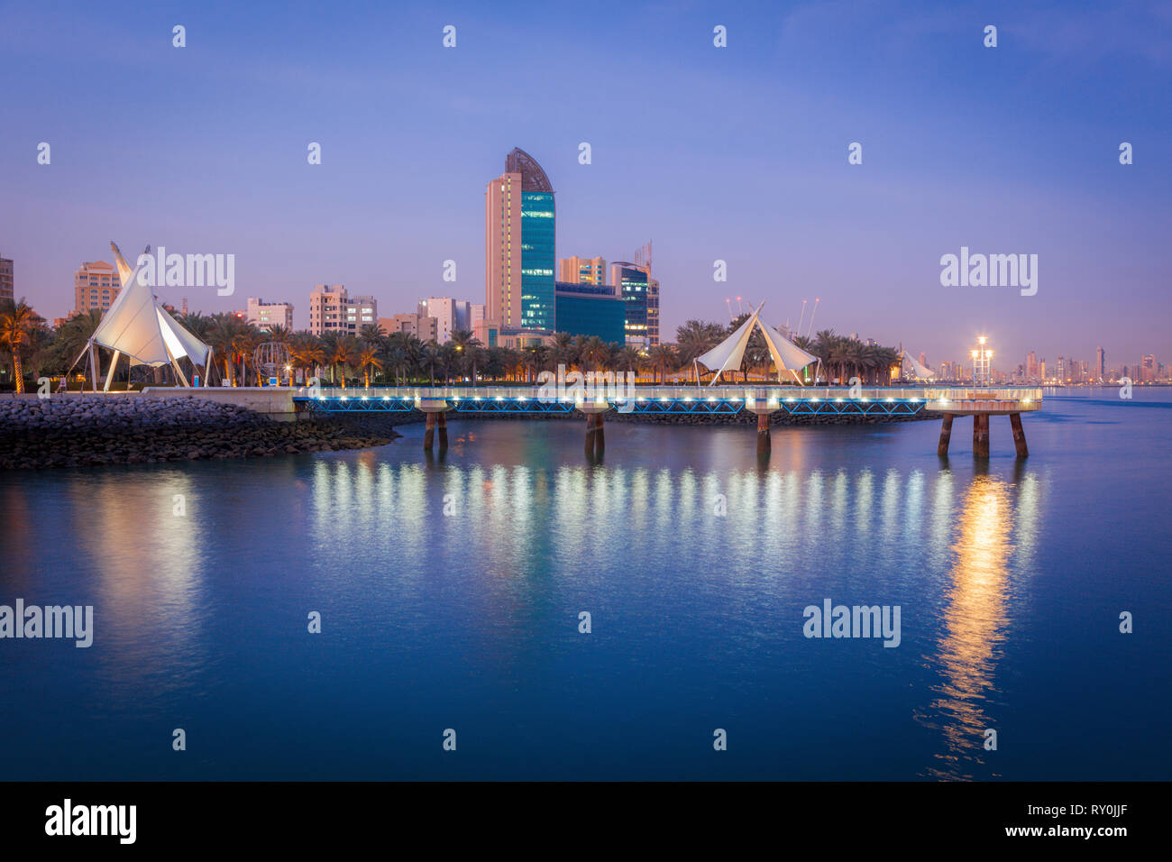 Corniche in Kuwait City. Kuwait City, Kuwait Stock Photo - Alamy