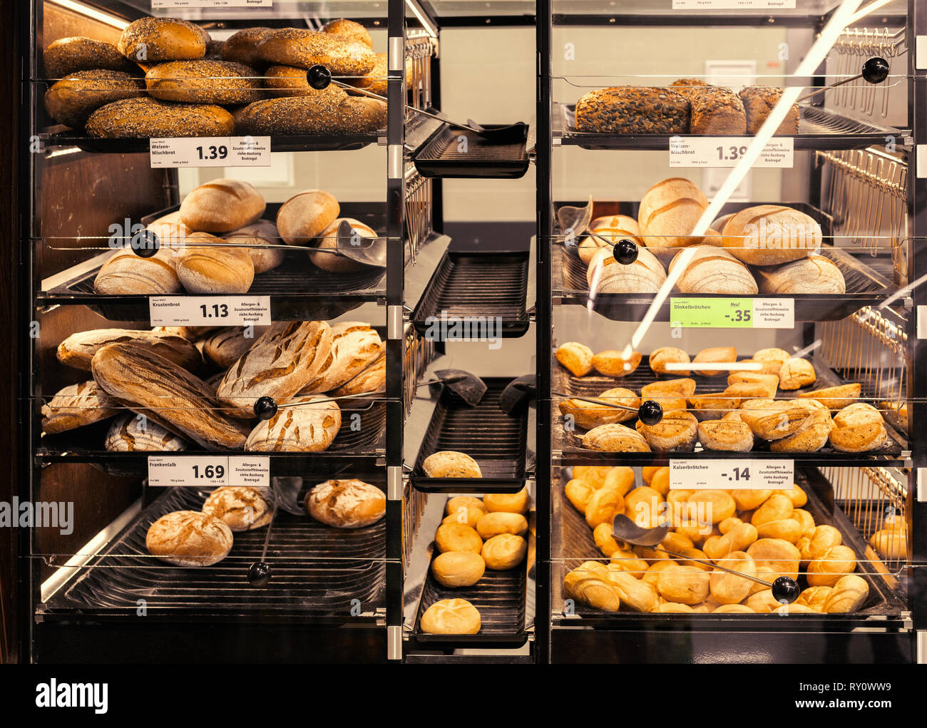 Choose bread hi-res stock photography and images - Alamy