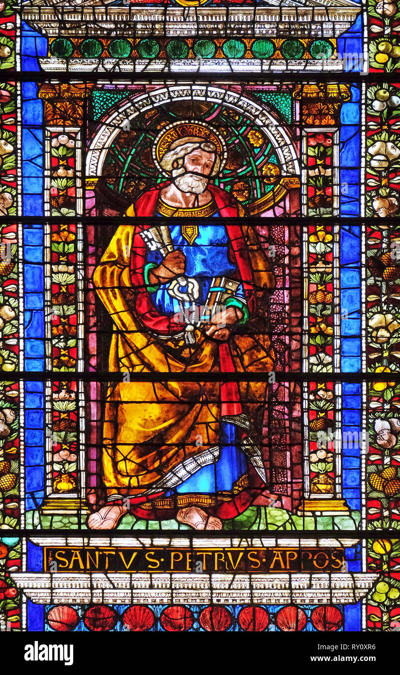 Saint peter apostle stained glass hi-res stock photography and images ...