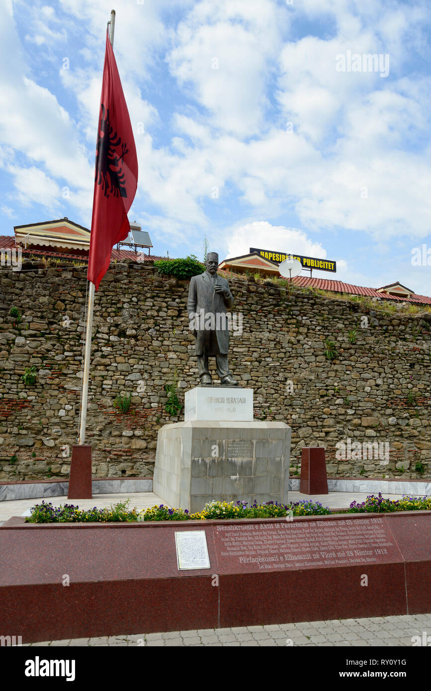 Monuments in albania hi-res stock photography and images - Alamy