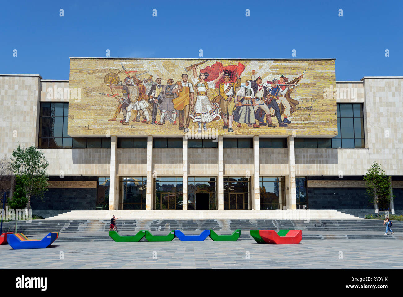 Historical National Museum with mosaic Shqiptaret, Skanderbeg Square ...