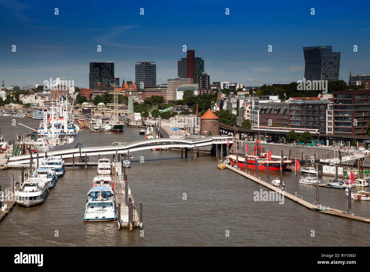 Uebersee- und Landungsbruecken, Hamburg, Germany, Übersee- und ...