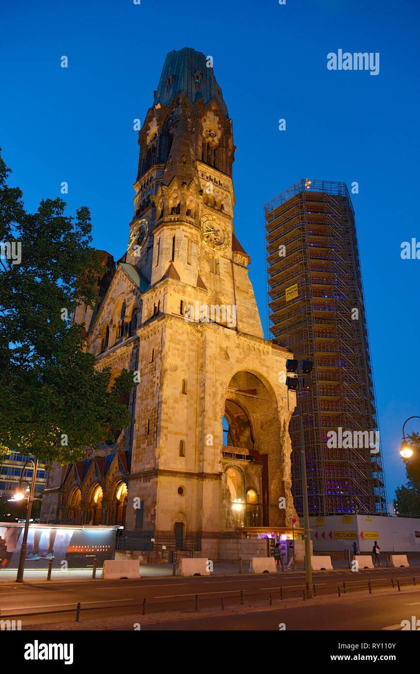 Gedaechtniskirche, Breitscheidplatz, Charlottenburg, Berlin ...