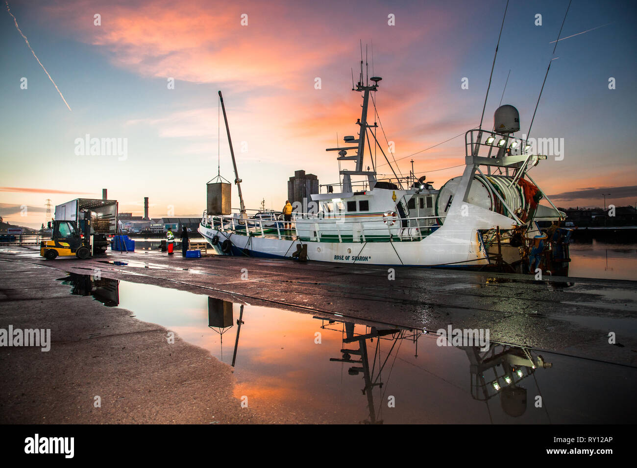 Crew crewmen hi-res stock photography and images - Alamy