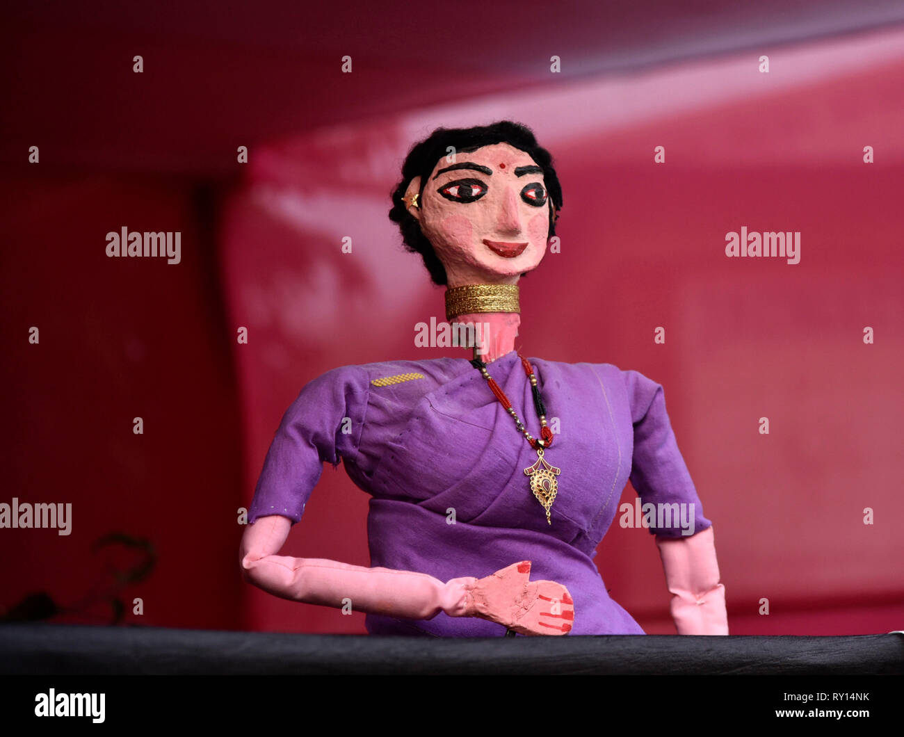 Indian puppet artists hi-res stock photography and images - Alamy